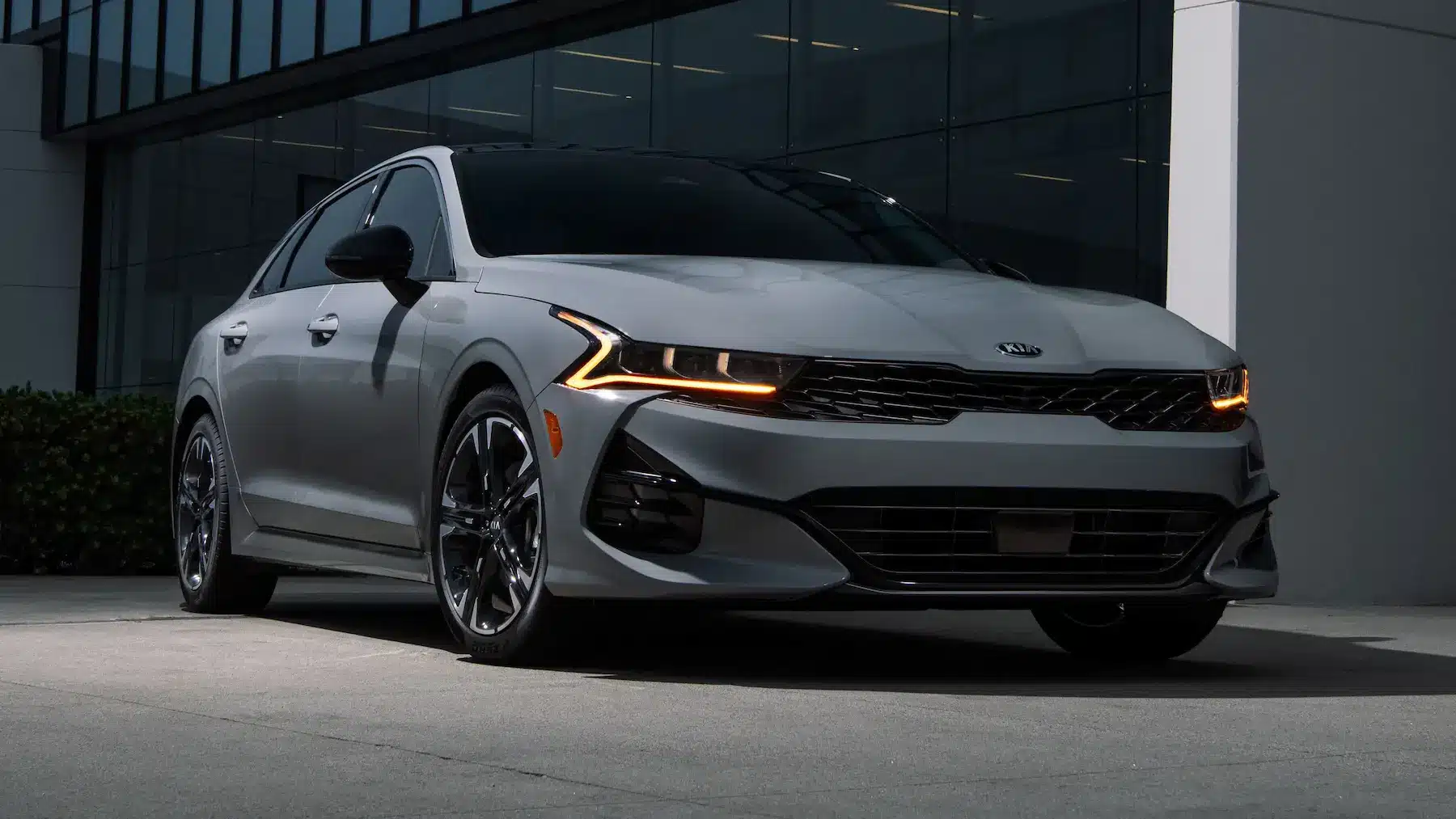 Best Car to Buy in KSA: A Guide for Every Budget